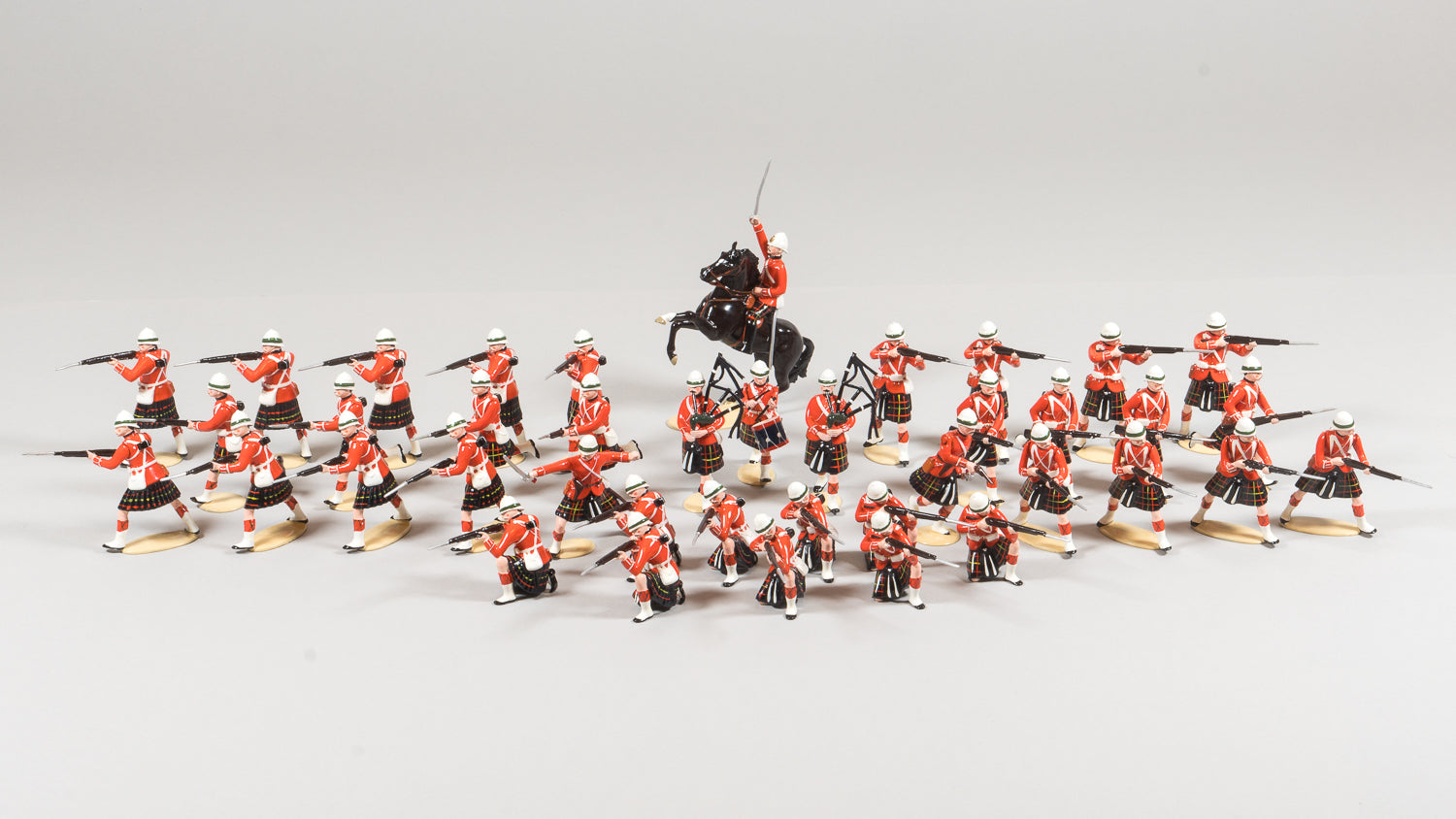 Queen's own Cameron Highlanders on parade 1882. Heirloom set HS1